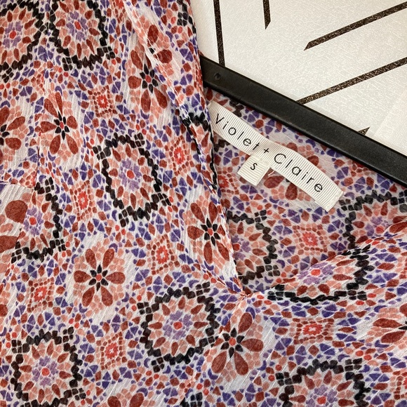 Violet & Claire | Tops | Violet Claire Vintage Vibes Flower Power 6s ...